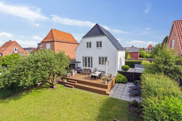 Lykkevænget 15, Tarup - Villa til Salg | danbolig