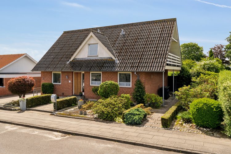 Irisvej 16 - Villa til Salg | danbolig