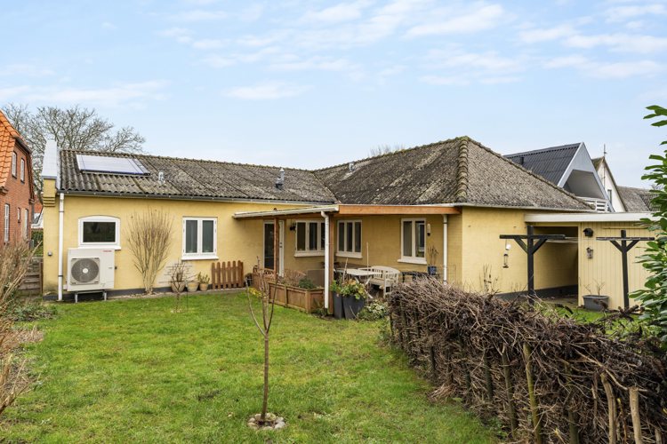 Byvej 17 - Villa til Salg | danbolig